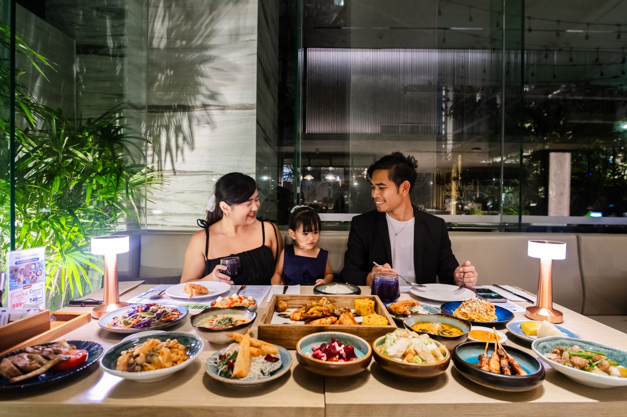 DoubleTree by Hilton Bangkok Ploenchit – The Royal Bangkok Sports Club ...